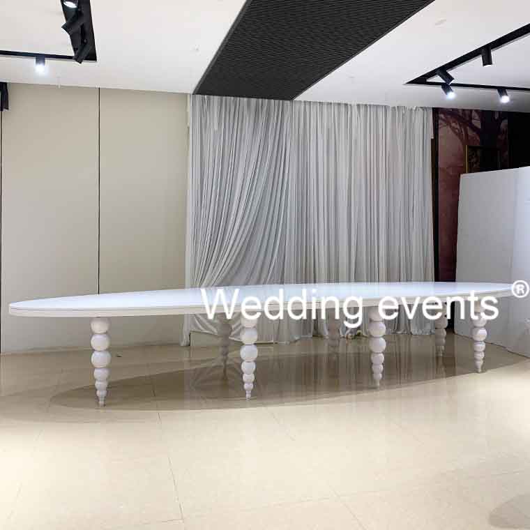 Oval wedding tables white with 6 ball legs – Weddingevents