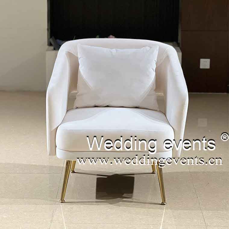 Bridal sofa design for wedding lounge room – Weddingevents